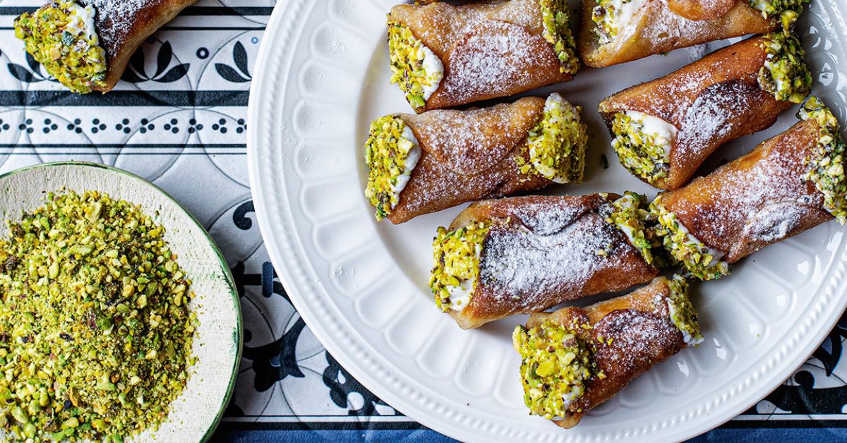 Ricottakrémes, citromos, pisztáciás cannoli | Nők Lapja